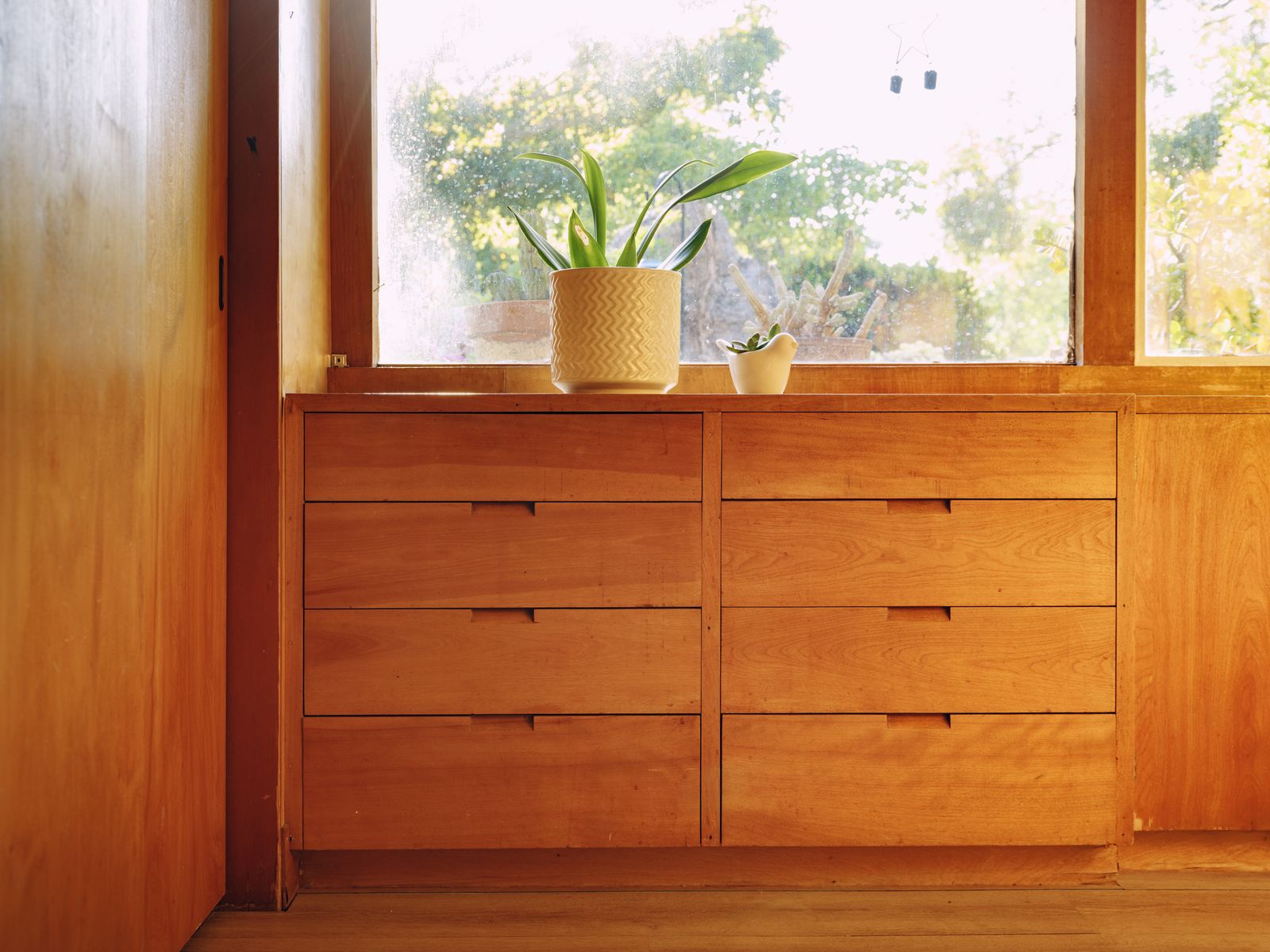 Photo 7 of 18 in Residence for Mr. & Mrs. Fred Van Sicklen (1947-52) by ...