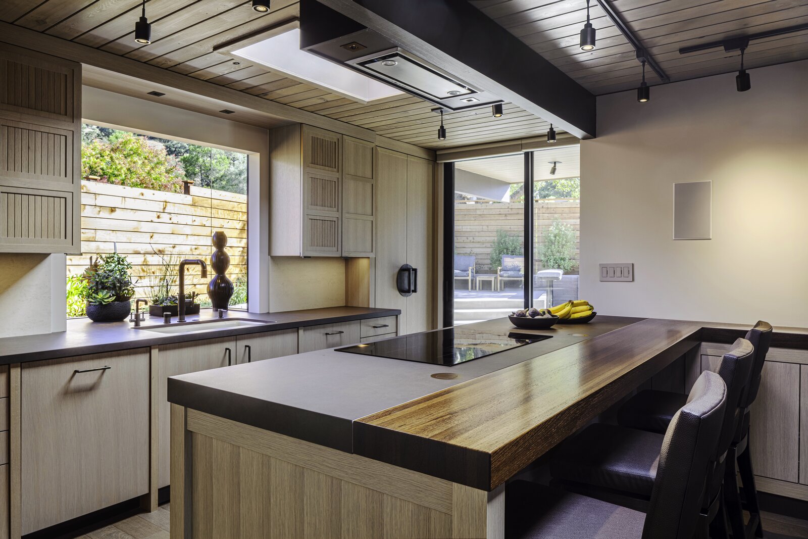 Photo 9 of 14 in Eichler Update by David Ludwig - Dwell