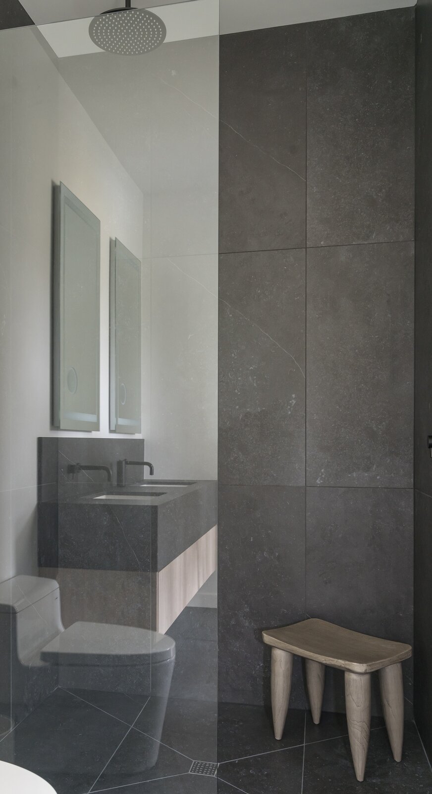Photo 8 of 18 in Kauer Beach House by MacKenzie Kauer - Dwell