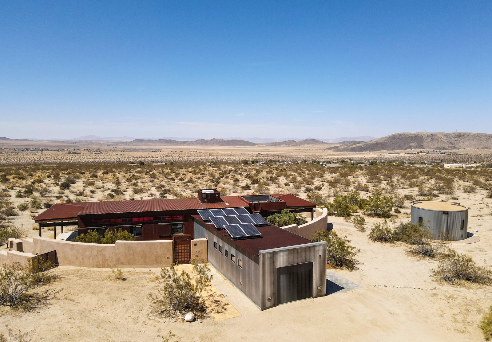 Photo 5 of 25 in The Red Ray House by Matthew Reader - Dwell