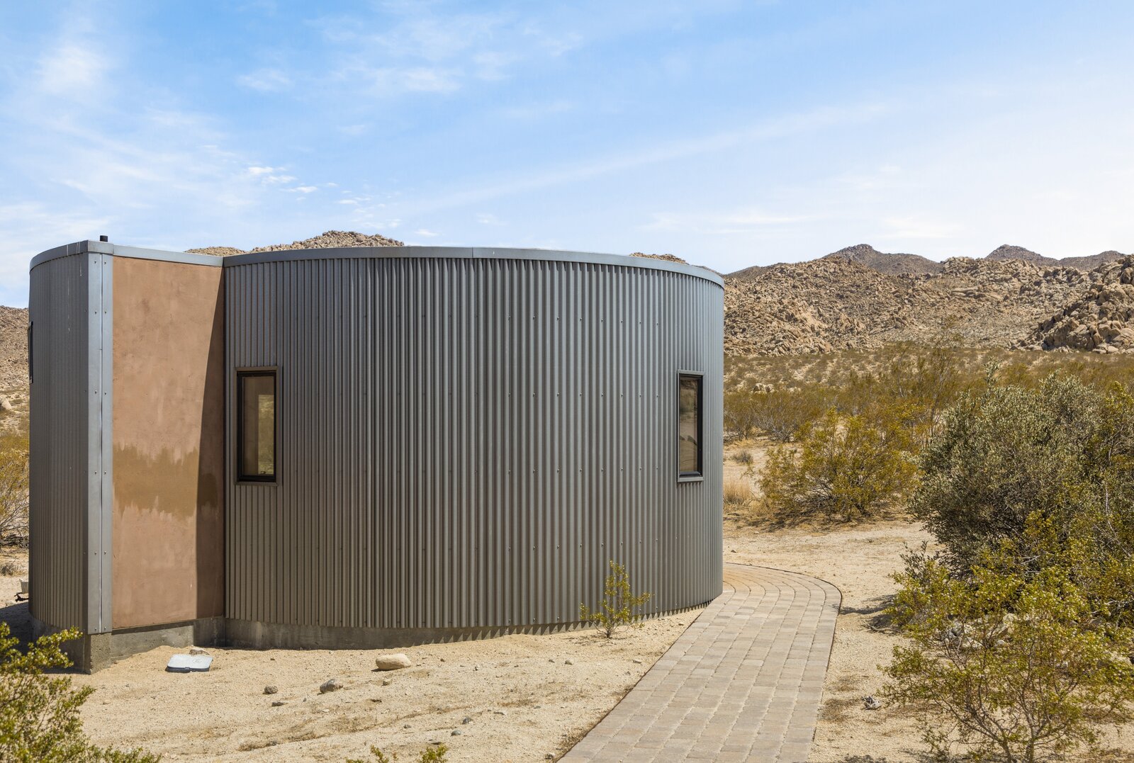 Photo 20 of 25 in The Red Ray House by Matthew Reader - Dwell