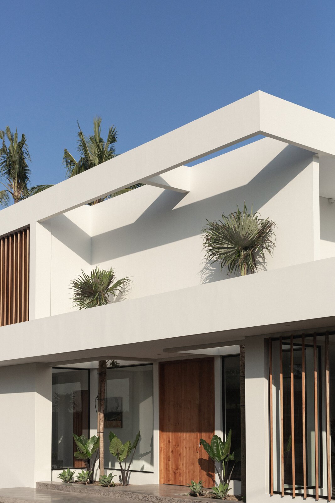 The Azur House posted by Azur Design Development (10 Photos) - Dwell