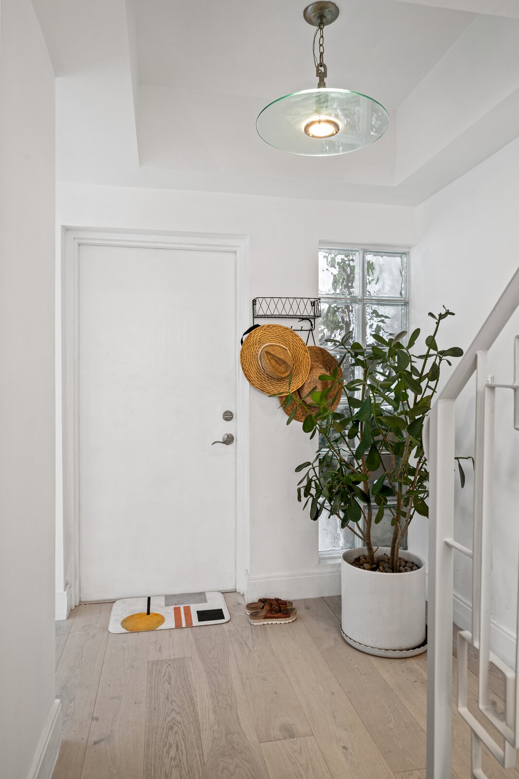 Photo 9 of 10 in Step inside this opulent Beach Villa by Stockhomed - Dwell