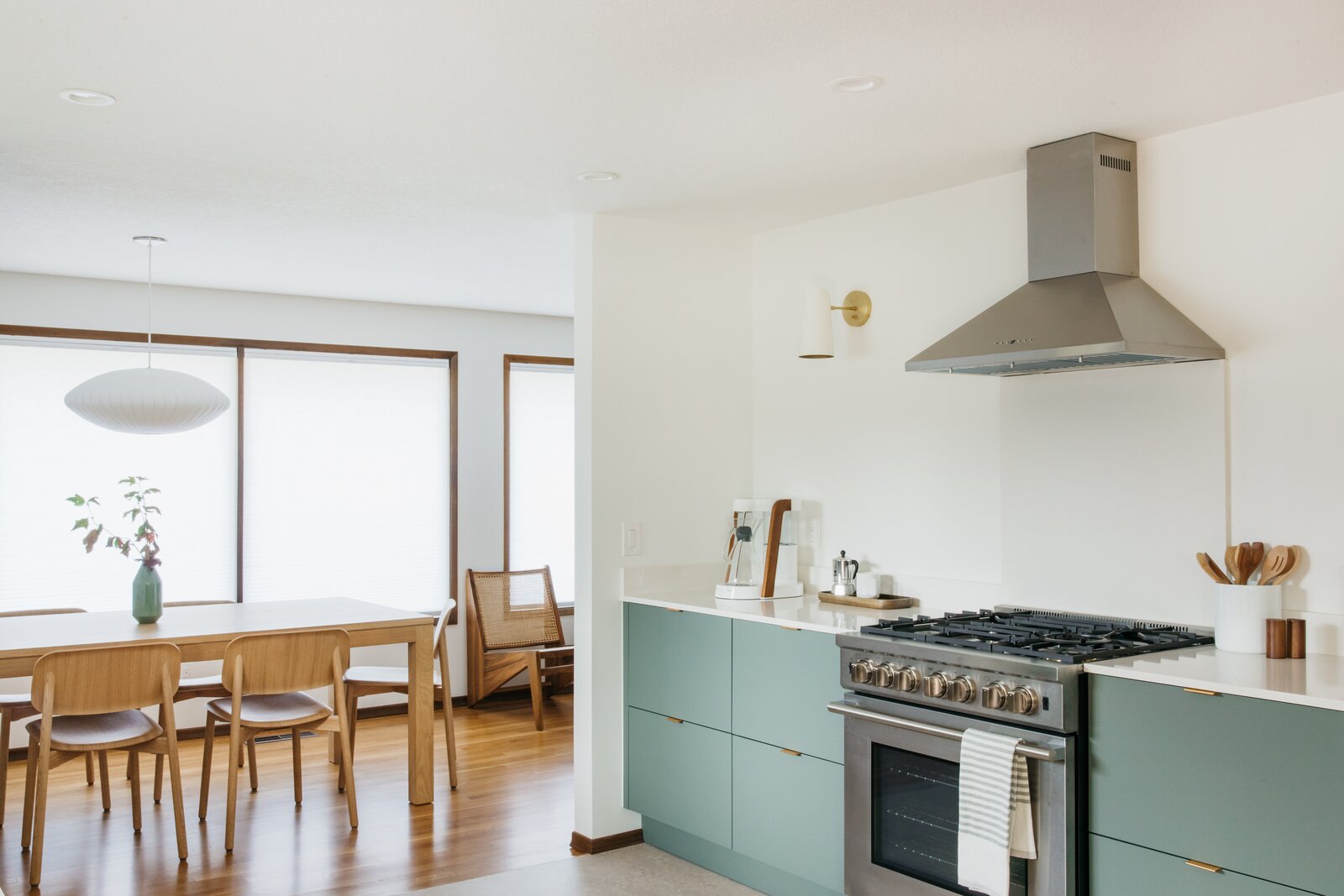 Photo 9 of 22 in Northeast Midcentury Residence by Ment Architecture ...