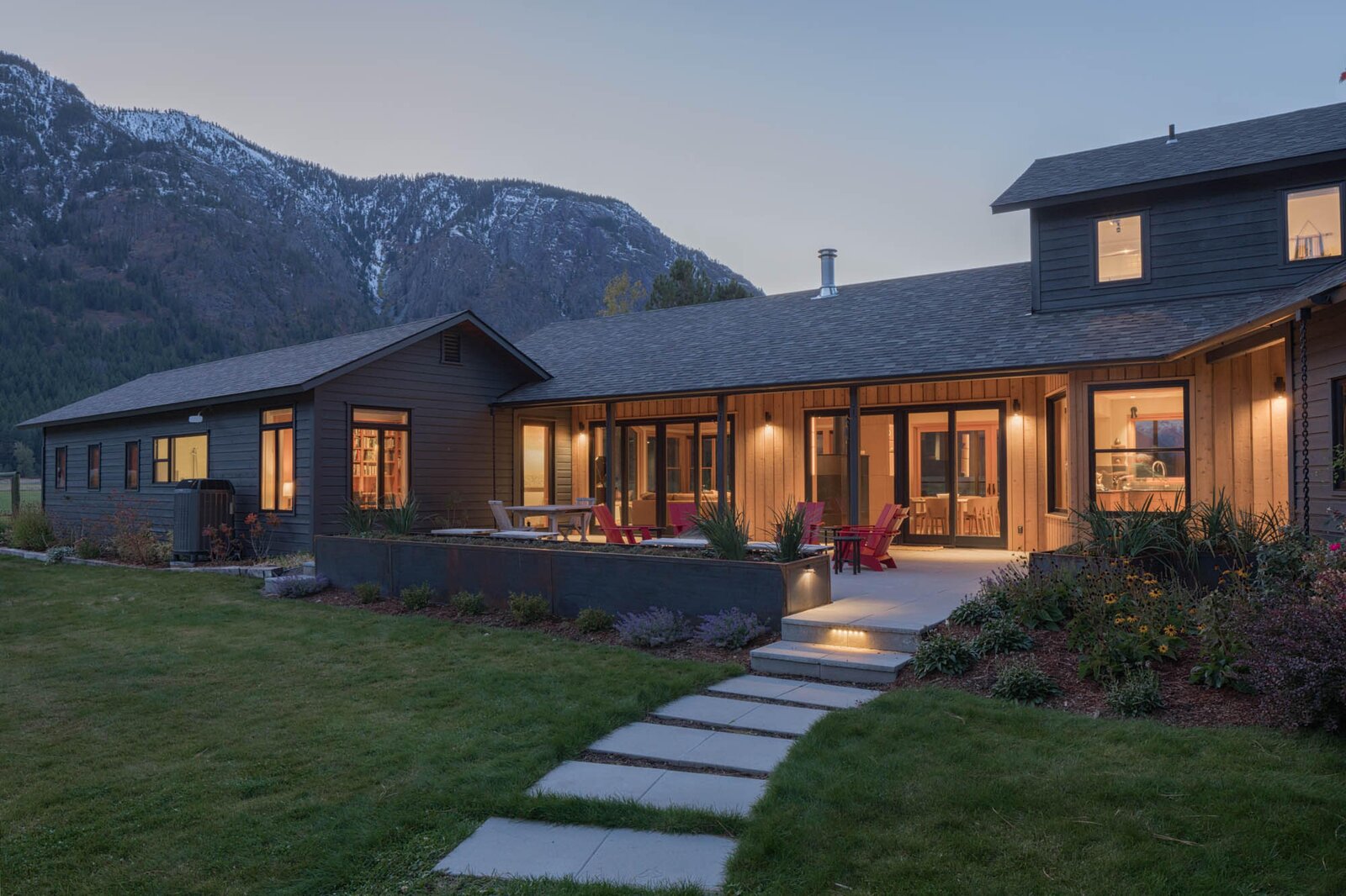 Photo 9 of 12 in Hancock Fields by Johnston Architects - Dwell
