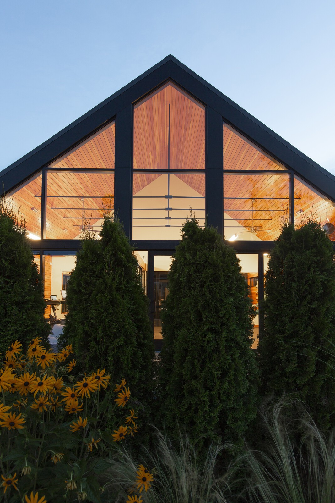 Photo 15 of 16 in Oak Tree Pavilion by Johnston Architects - Dwell