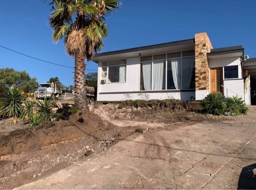 Photo 19 of 21 in Before & After: In Australia, a Tumbledown Midcentury ...