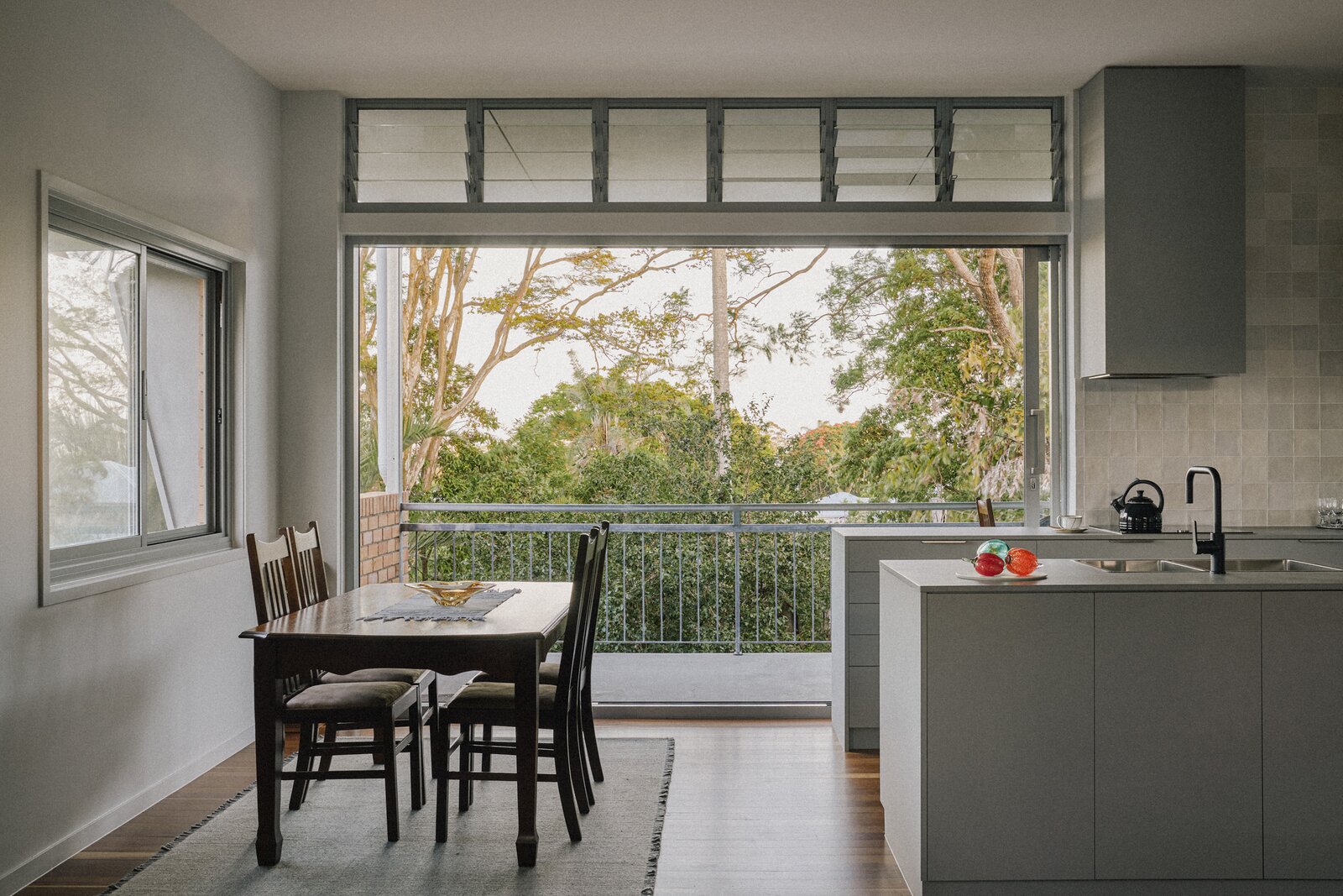 Photo 18 of 25 in Before & After: She Cloaked Her 1970s Brick Home in a ...