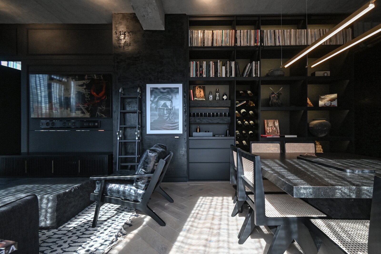 Photo 3 of 12 in Departamento Torre Mistral by RA Arquitectos - Dwell