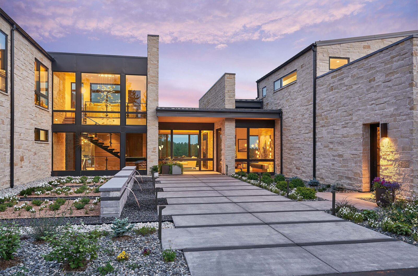 Photo 3 of 23 in Quartz Creek by Mosaic Architects & Interiors - Dwell