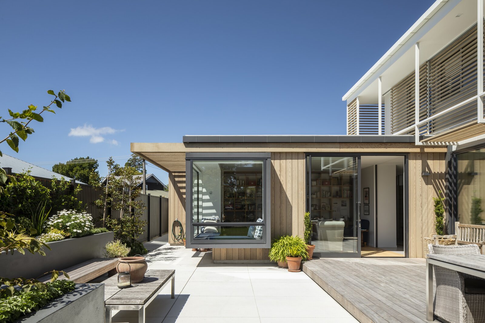 Photo 5 of 10 in Pivot House by Borrmeister Architects - Dwell