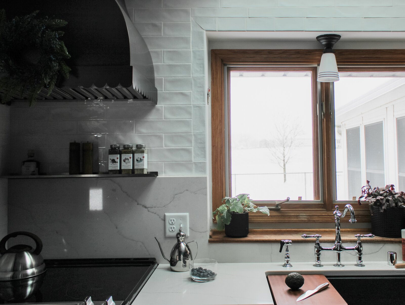 Photo 11 of 19 in The Caledonia House | Kitchen by Projekt Chic Designs ...