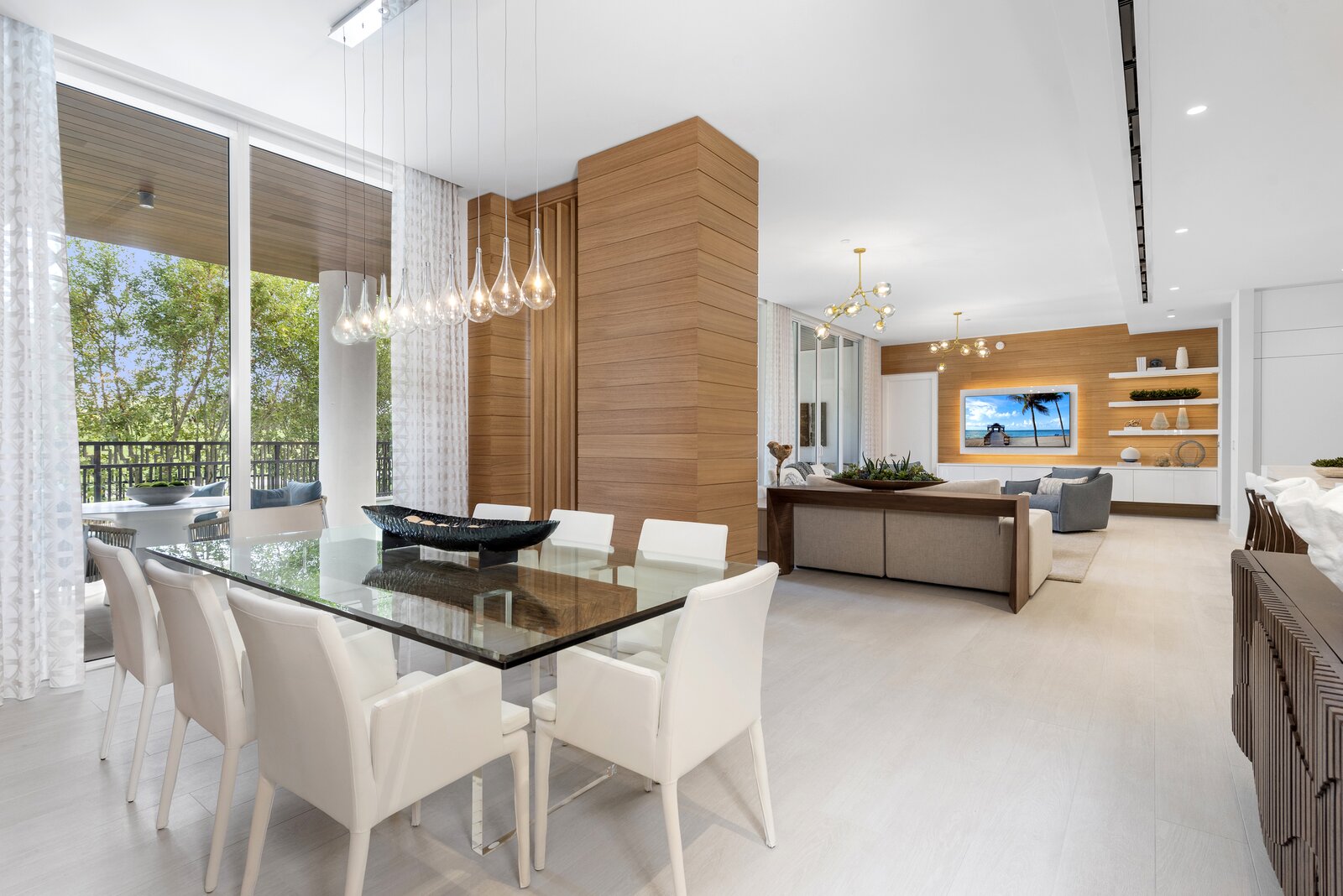 Photo 4 of 6 in Expansive Golf Villa Residence at ALINA Residences Boca ...