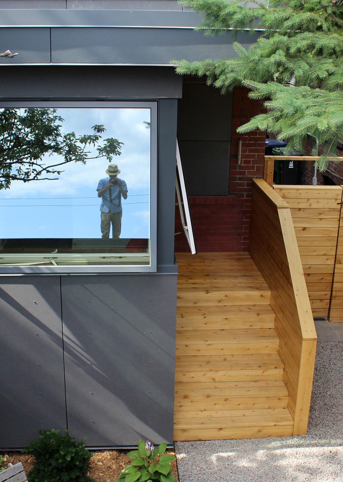 Photo 1 of 11 in Garage on the Danforth by Leo Mieles - Dwell