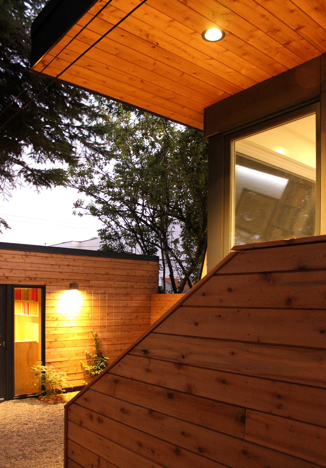 Photo 11 of 11 in Garage on the Danforth by Leo Mieles - Dwell