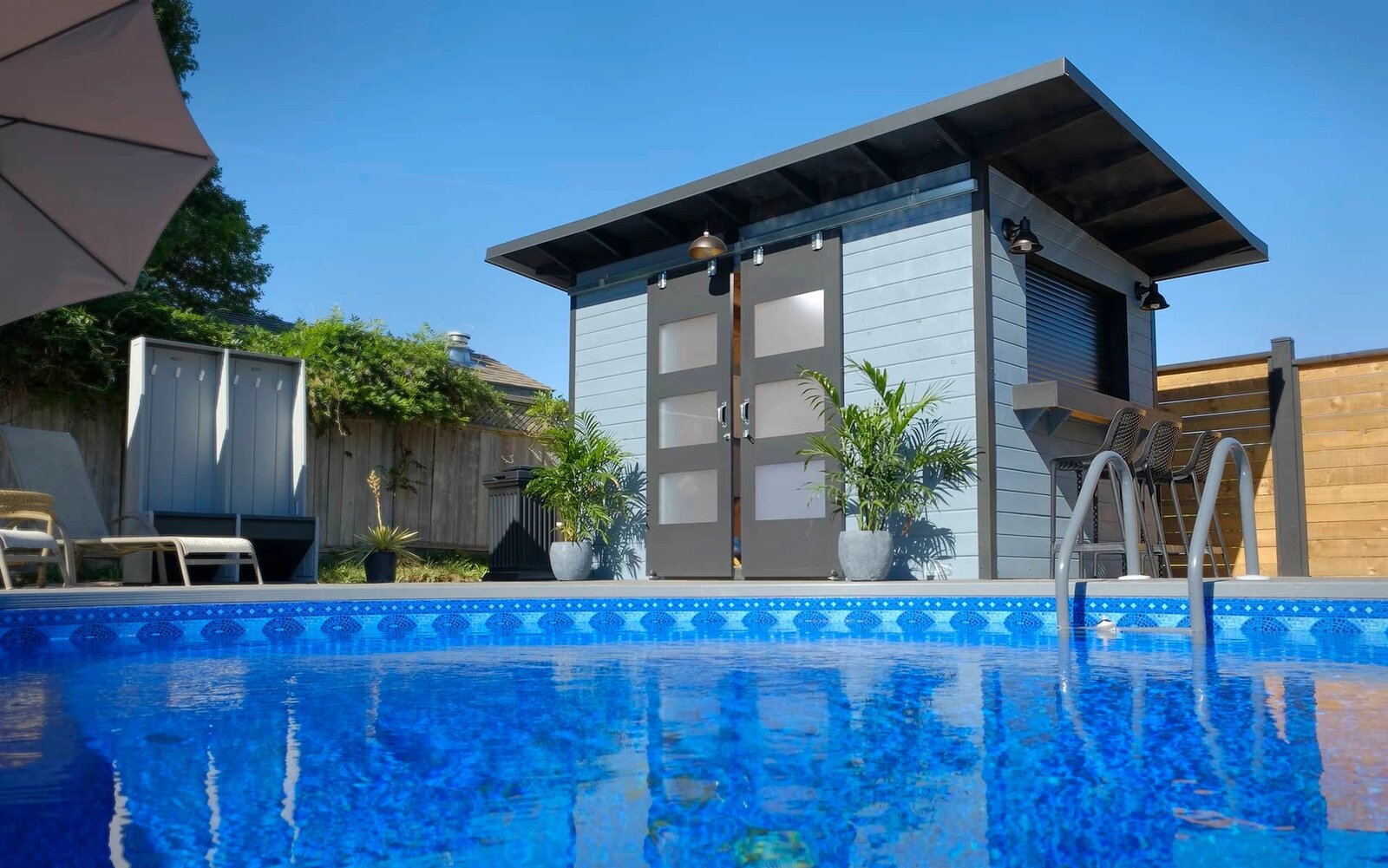 Modern Pool Sheds and Cabanas (7 Photos) - Dwell