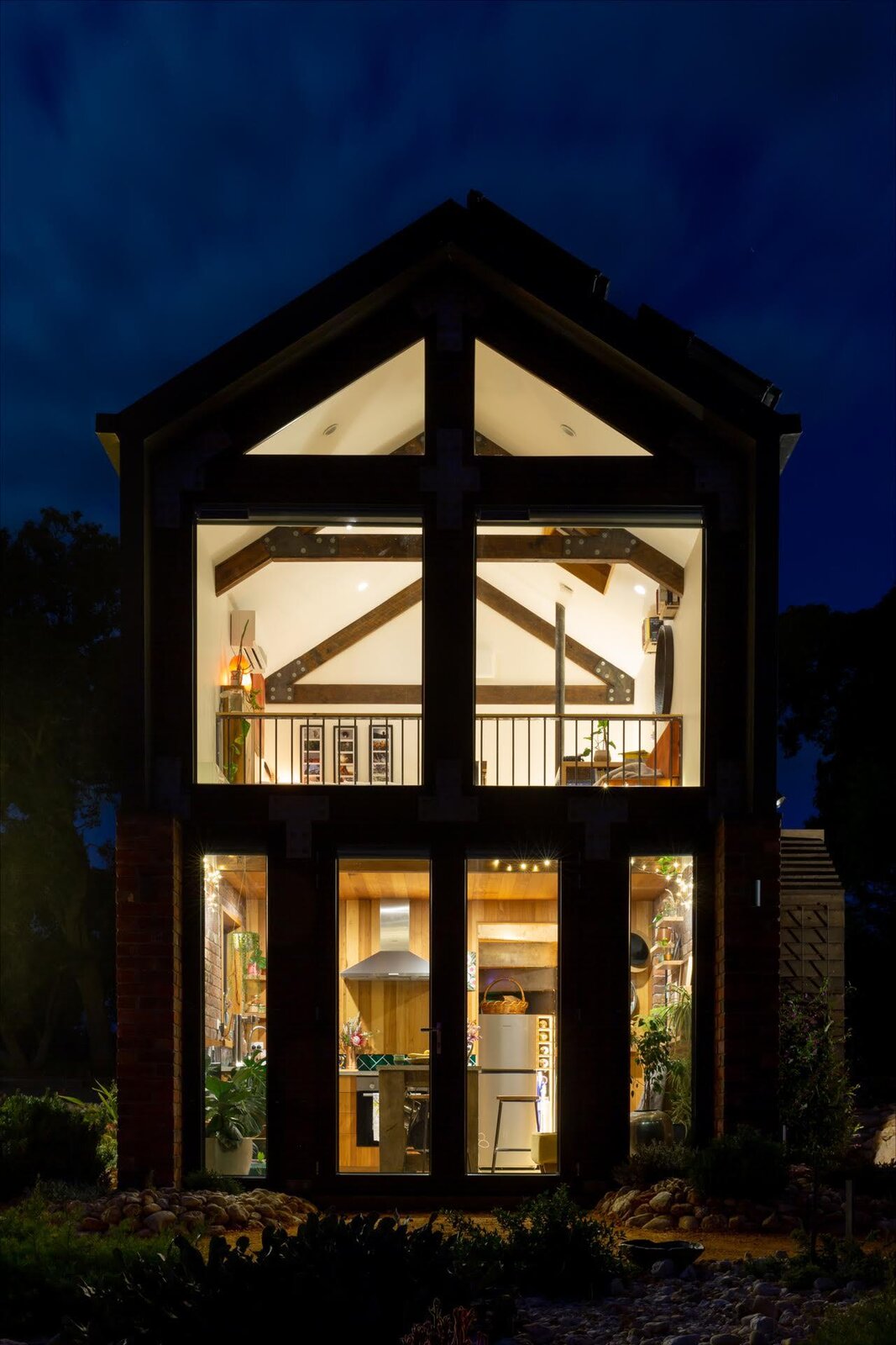 Photo 18 of 19 in Nook On The Hill by Benjamin Bailey-Webb - Dwell