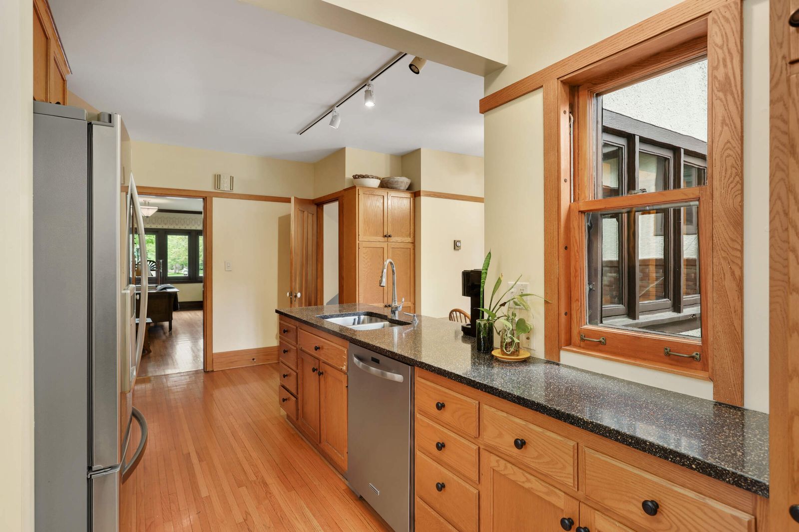 Photo 8 of 29 in Purcell - Elmslie House by Linda K Warner - Dwell