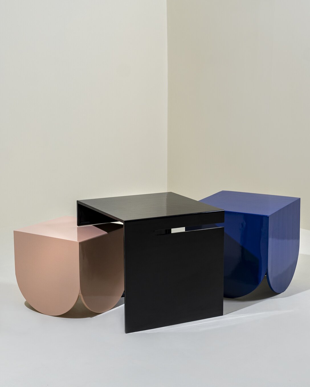 Daera X Cancelled Plans (7 Photos) - Dwell