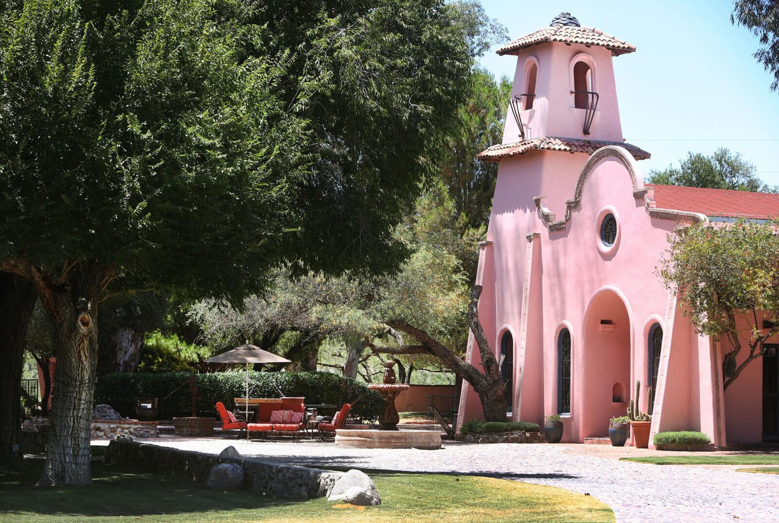 Photo 3 of 26 in Rancho de los Cerros by Scott Leuthold - Dwell