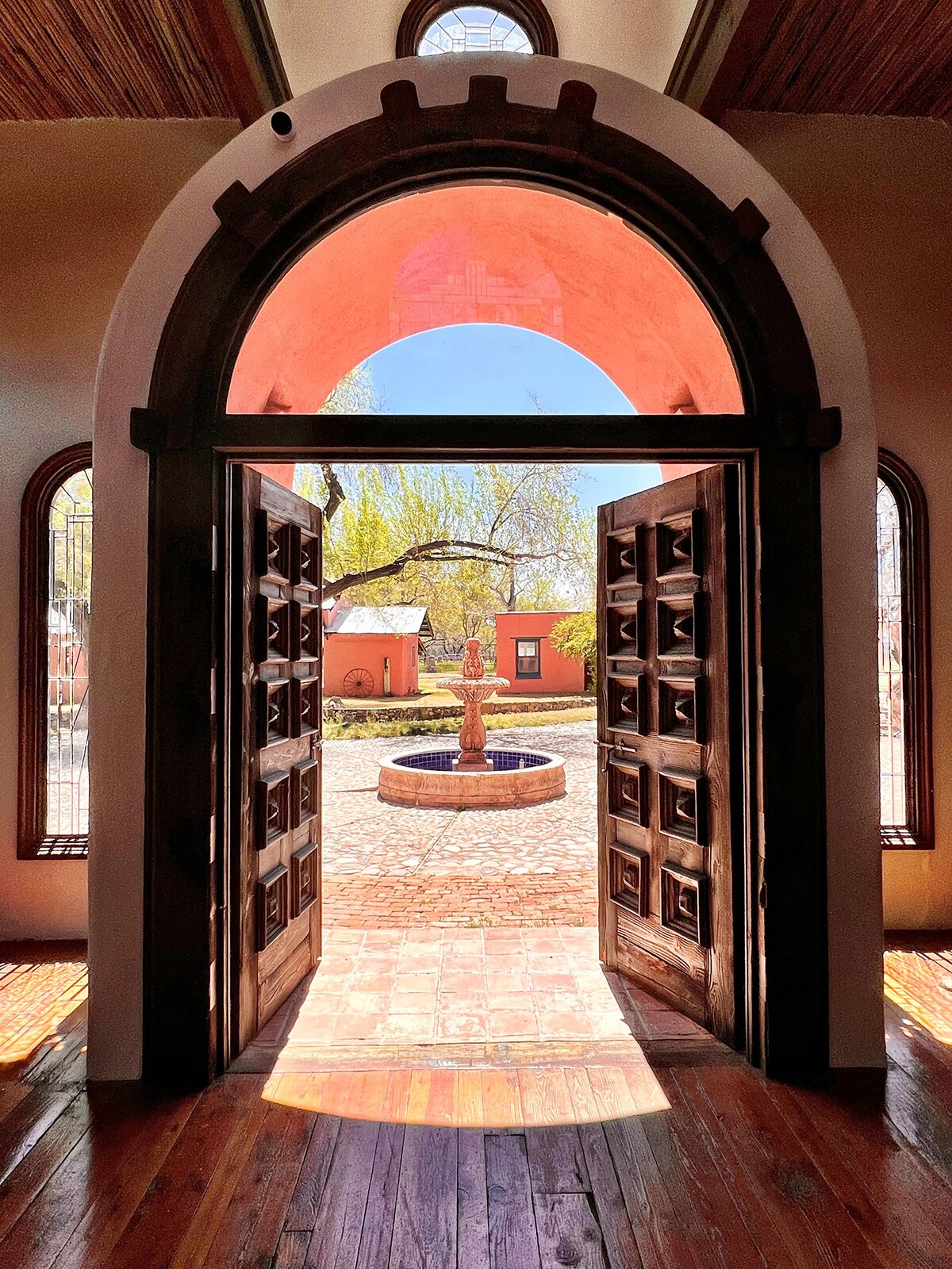 Photo 10 of 26 in Rancho de los Cerros by Scott Leuthold - Dwell