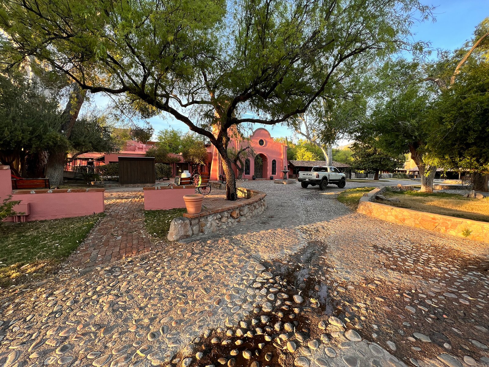 Photo 18 of 26 in Rancho de los Cerros by Scott Leuthold - Dwell