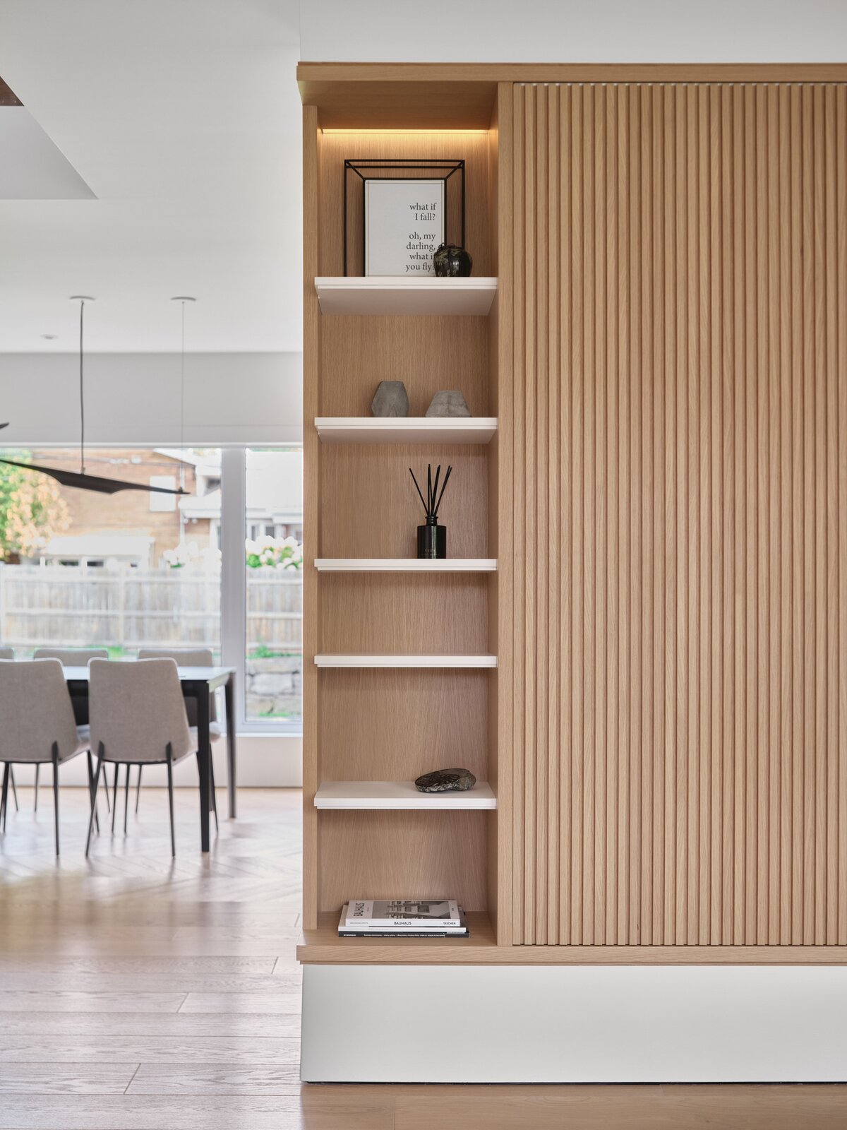 Photo 6 of 19 in The Dobie Project, a House of Light by Entre Quatre ...