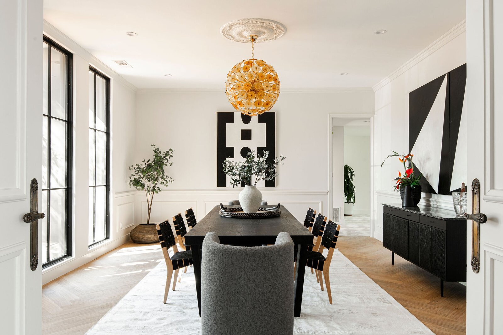 Photo 4 of 11 in The Scarlett Estate by Donovan Healey - Dwell