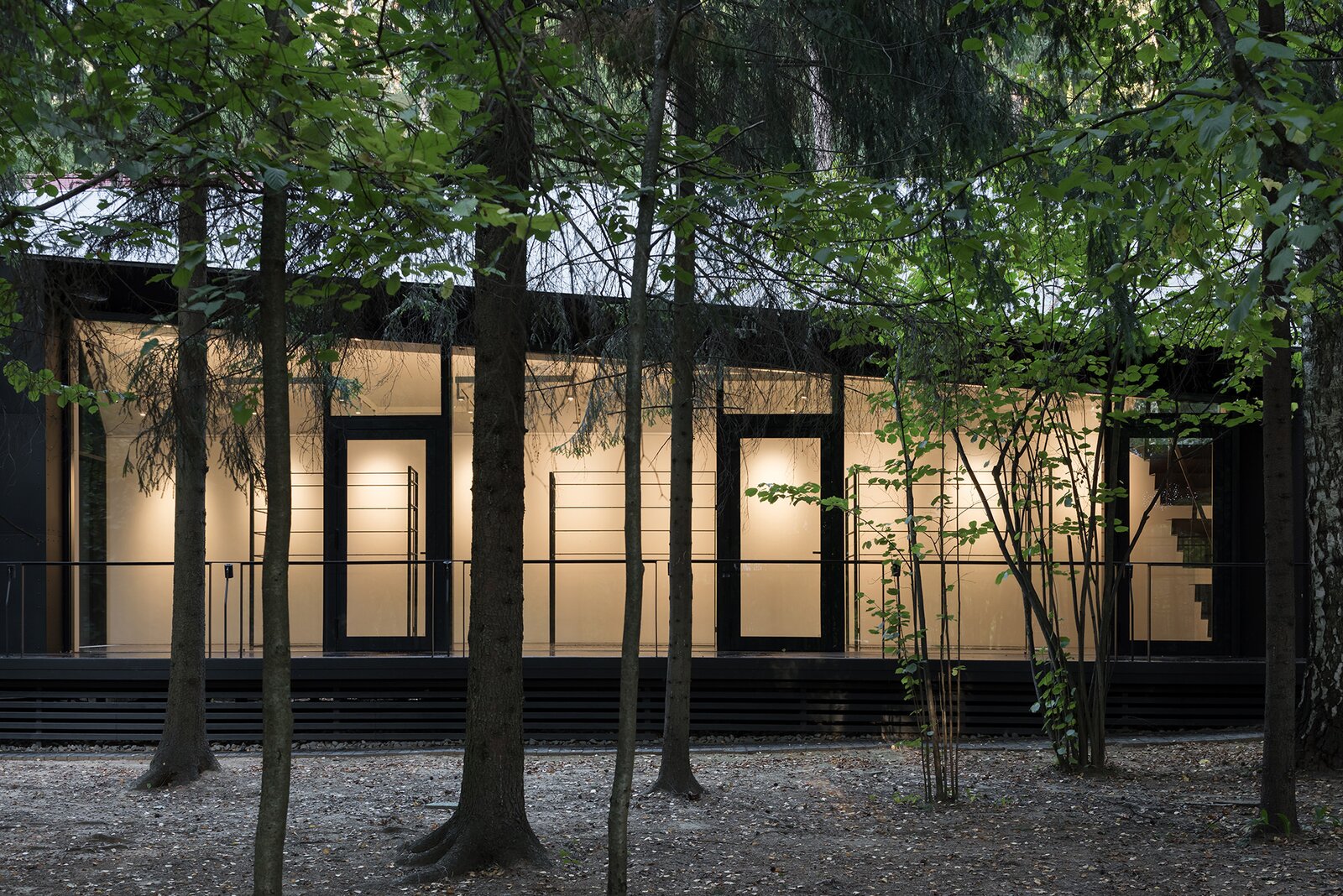 Private Gallery (5 Photos) - Dwell