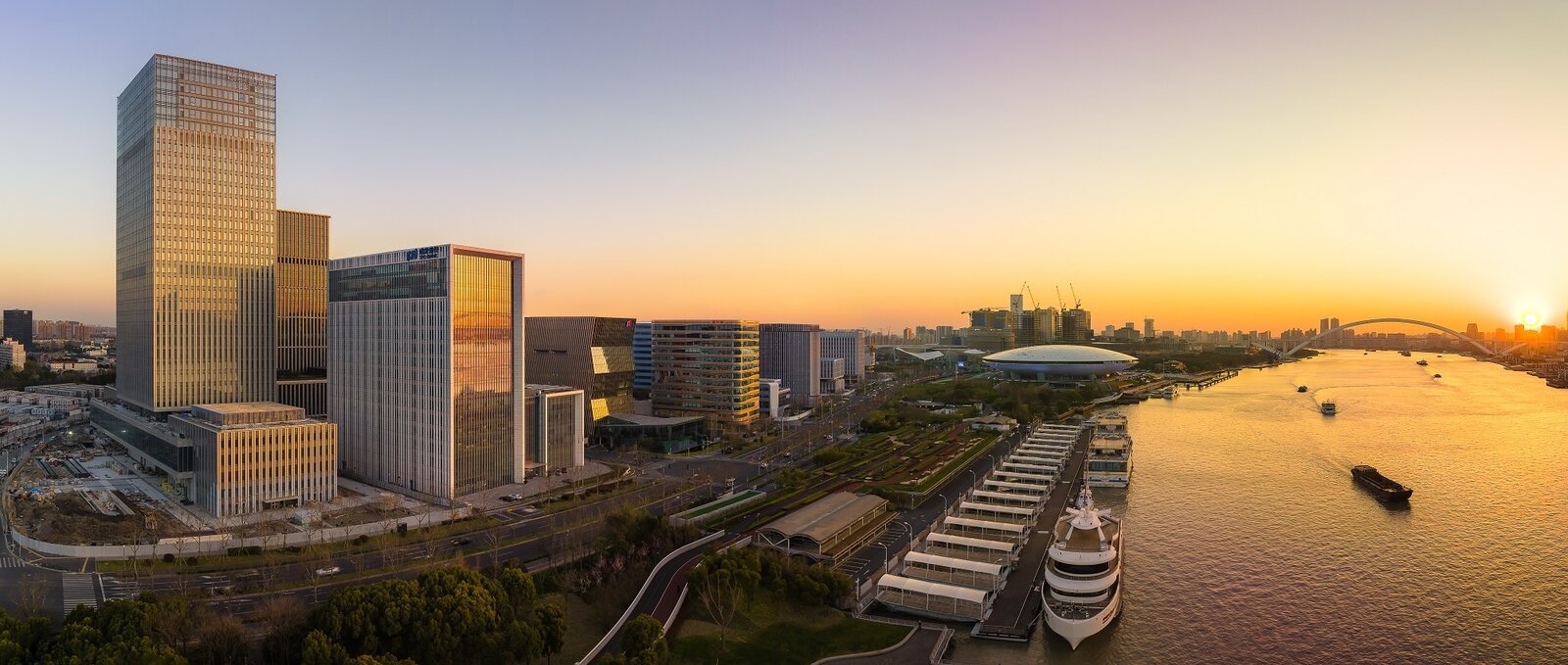 Photo 6 of 16 in Shanghai Pudong Development Bank New Office stands ...