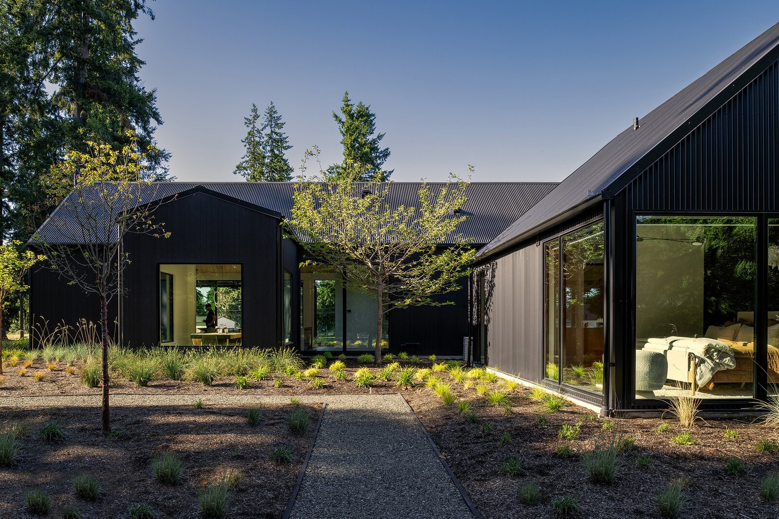 Photo 4 of 21 in The Trailblazer by CITIZEN DESIGN - Dwell