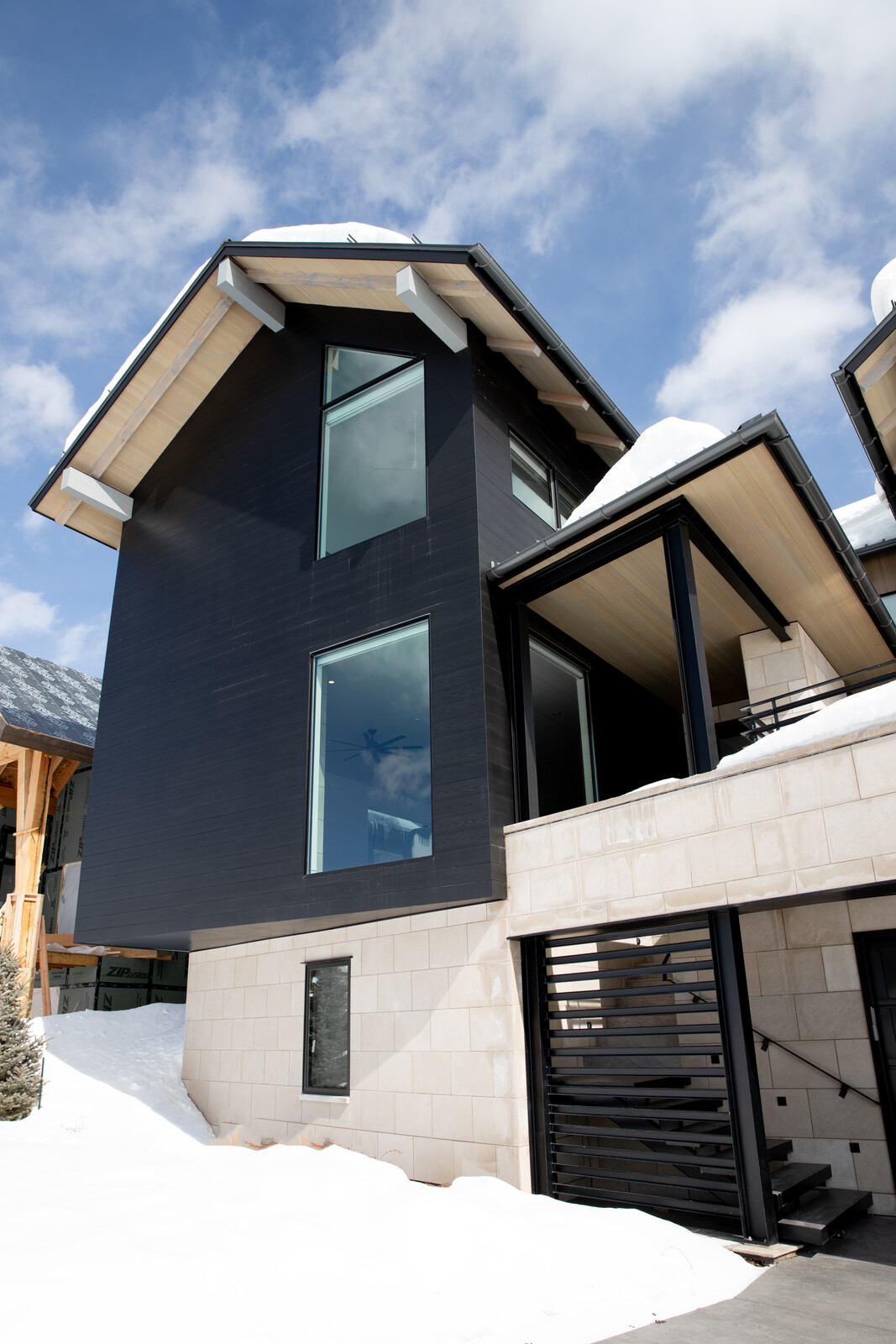 Photo 5 of 21 in Bronc Buster by CITIZEN DESIGN - Dwell