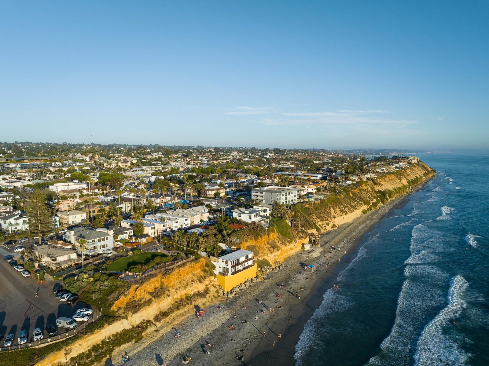 Photo 12 of 13 in Moonstone by Sander Harth - Dwell