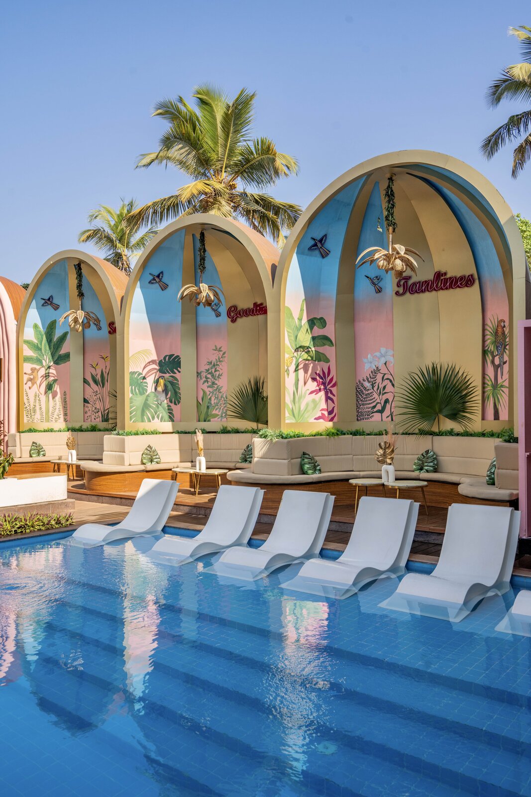 Photo 4 of 6 in IZZIPIZZI by Danza Del Design - Dwell