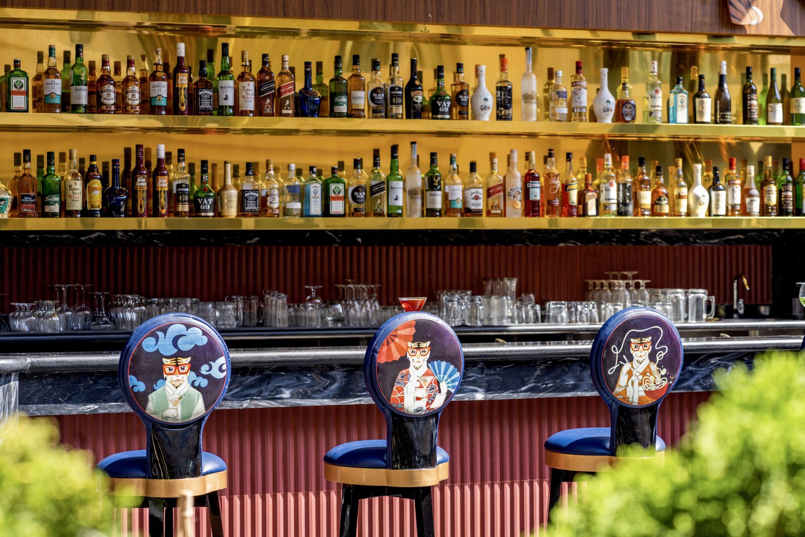 Photo 10 of 11 in The Laughing Tiger - Asian Funk Bar by Danza Del ...