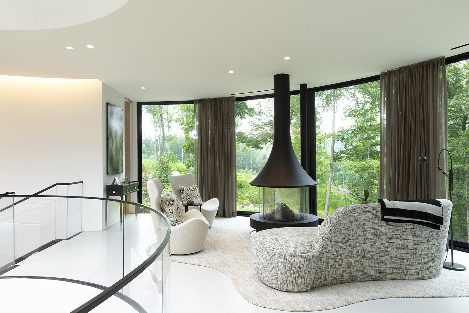 Photo 9 of 12 in Senso for The Round House by David Bols - Dwell