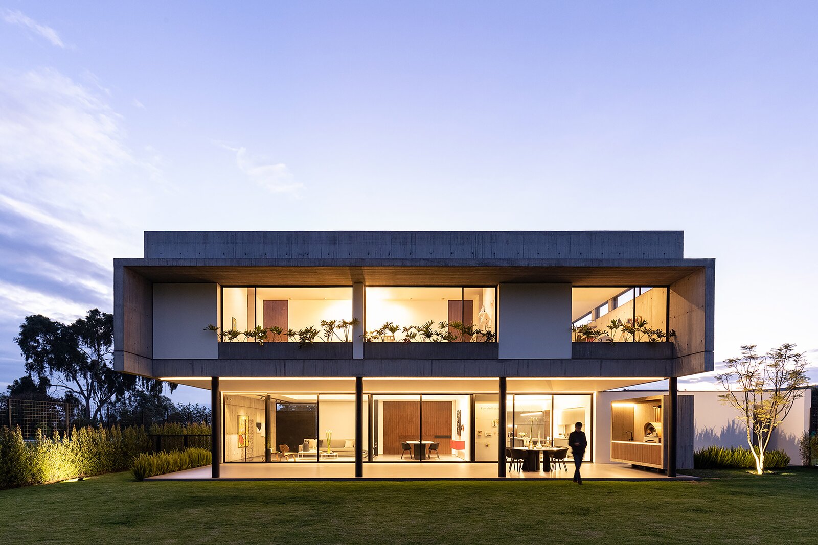 Photo 12 of 20 in Casa Binocular by Gabriel Rivera Arquitectos - Dwell