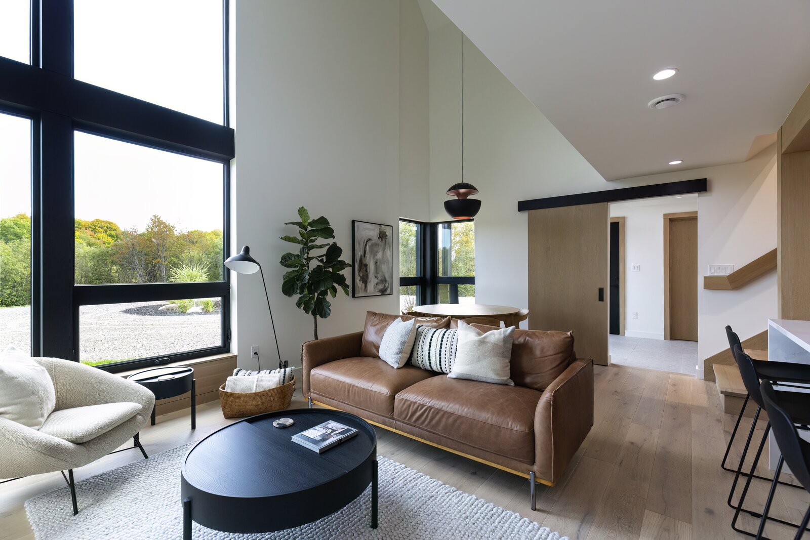 Photo 7 of 14 in The Piché House by Paola Vega - Dwell