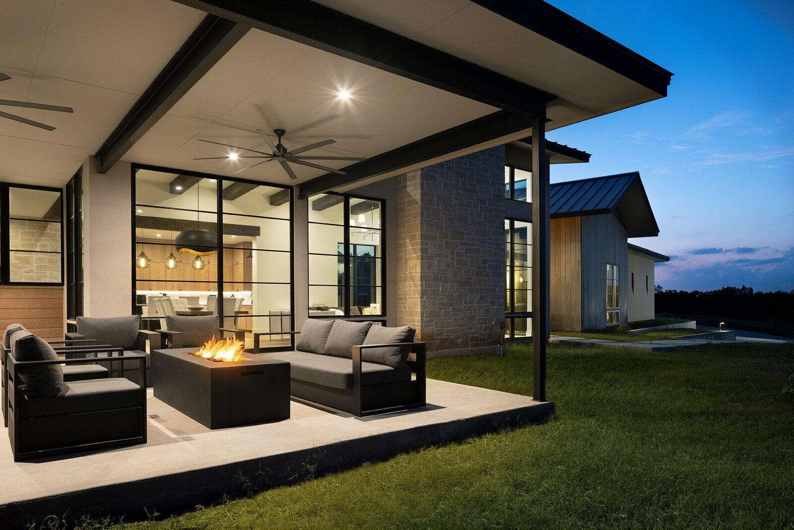 Photo 17 of 18 in Old Baldy Ranch by J Christopher Architecture - Dwell