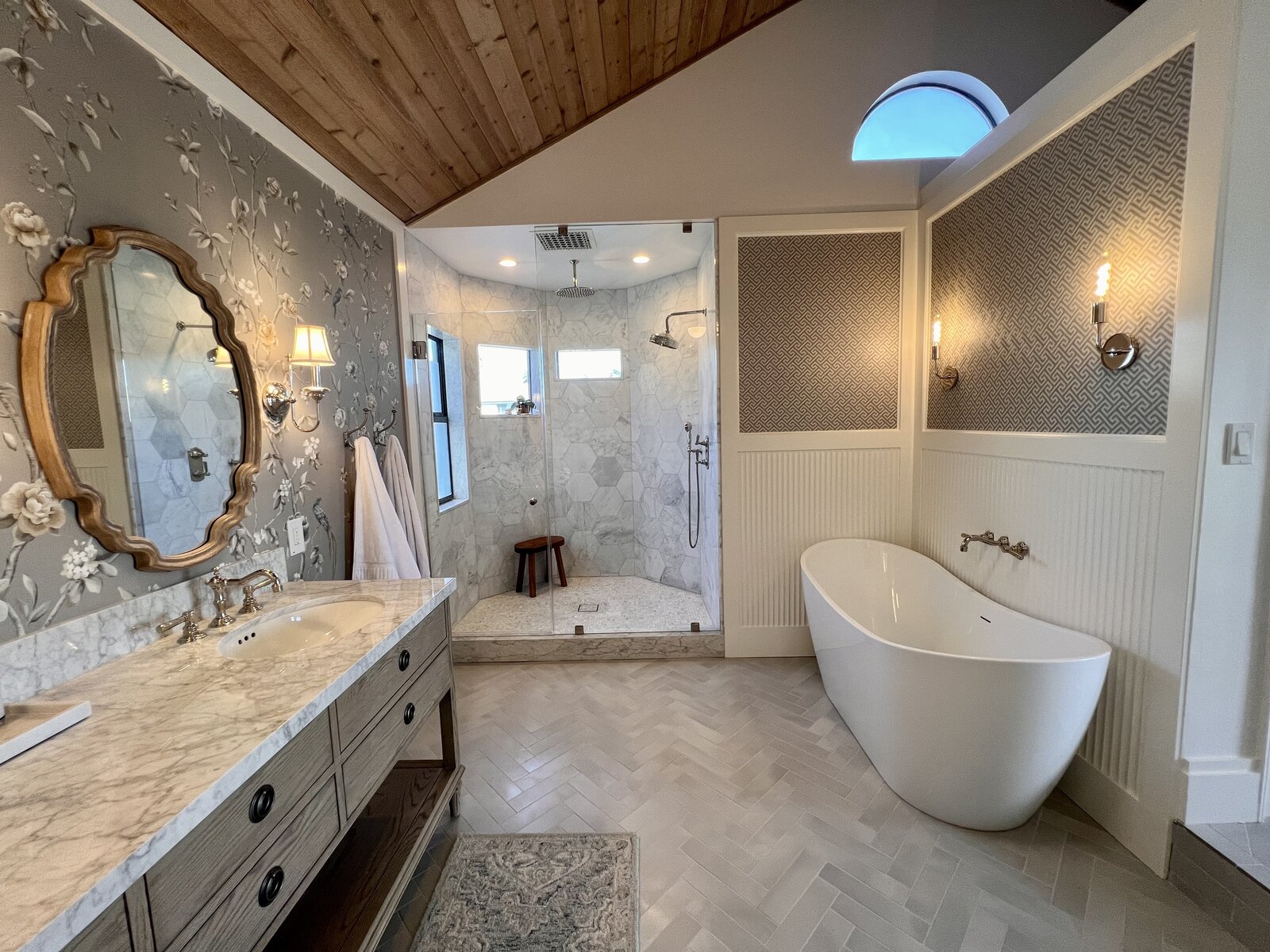 Photo 4 of 9 in The Pagoda Beach House by Erica Bernal - Dwell