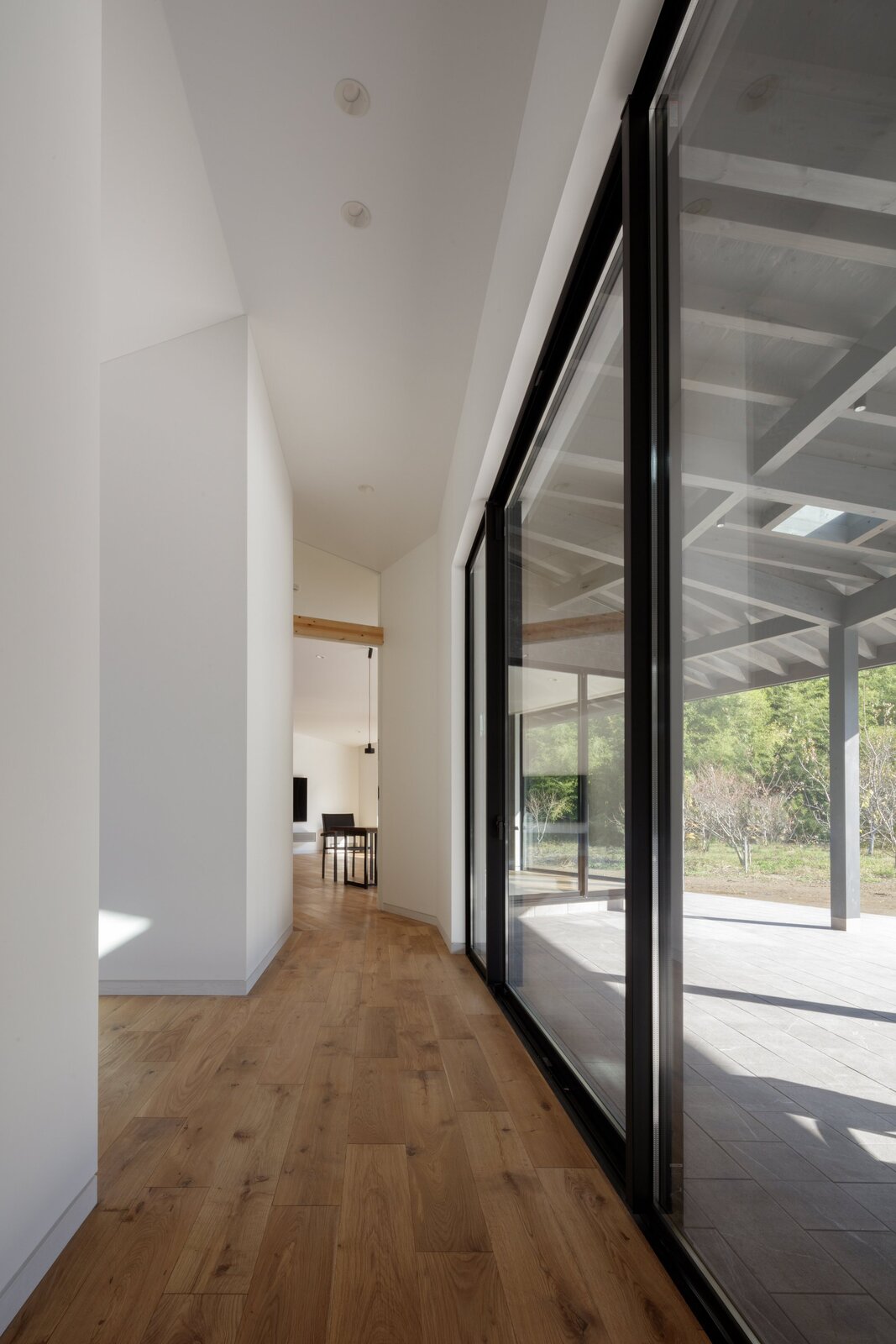 Photo 20 of 33 in Villa in Chonan by TAPO tomioka architectural ...