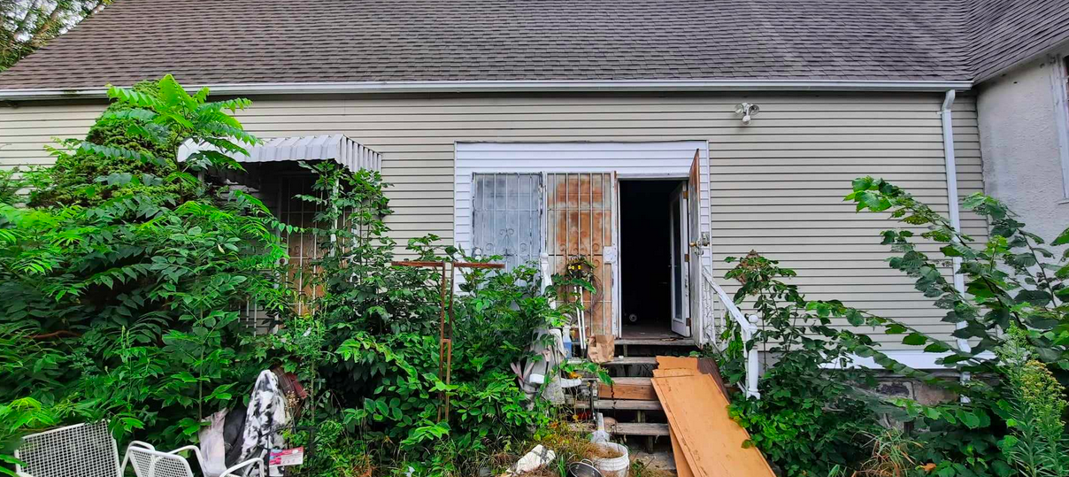 Photo 11 of 87 in Mission Church Conversion by Team Bassett - Real ...