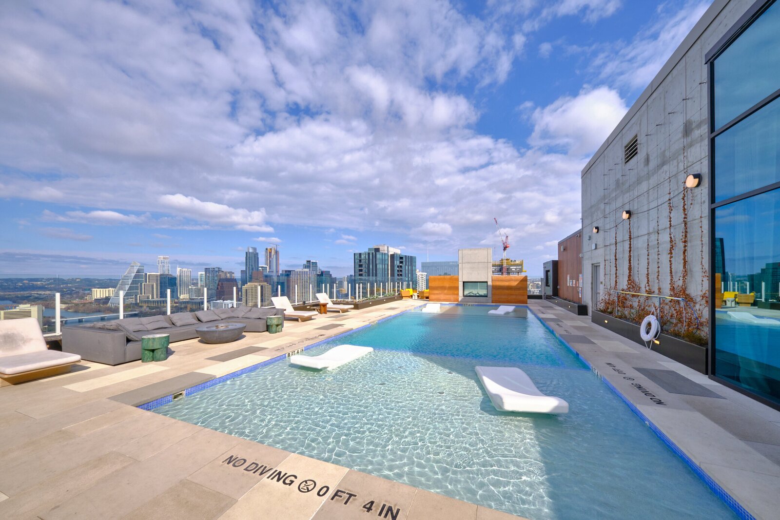 Photo 6 of 12 in Natiivo Austin Condo by Spyglass Realty - Dwell