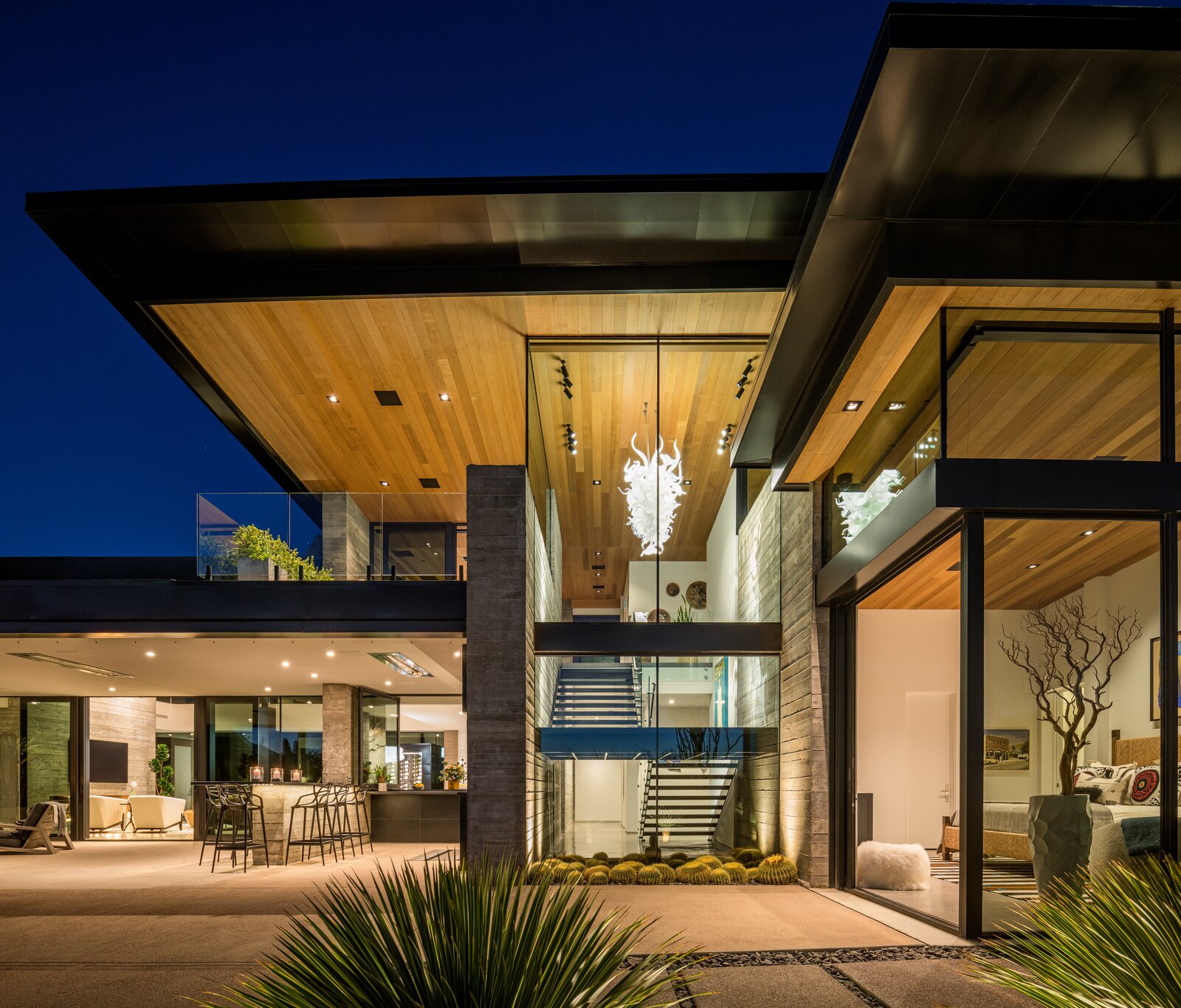 Photo 13 of 15 in Big Girl House by Tate Studio Architects - Dwell