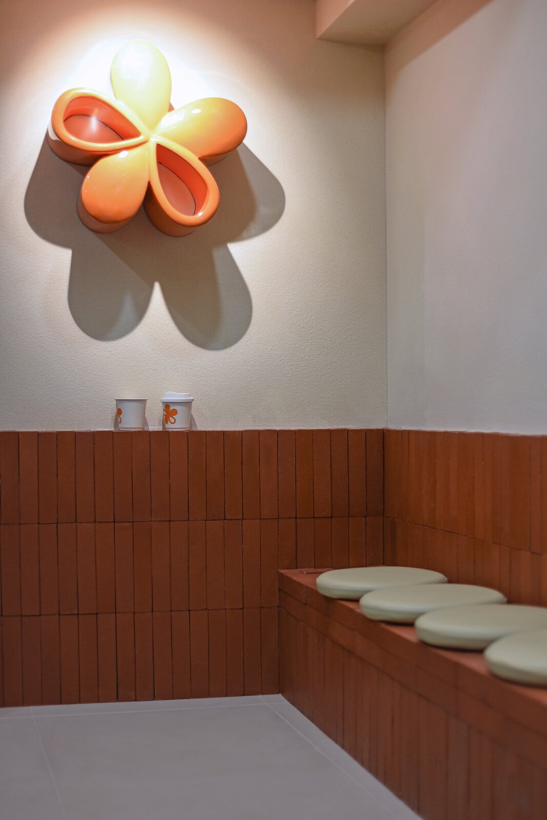 Photo 6 of 12 in Aloha Cafe by Atelier IN - Dwell