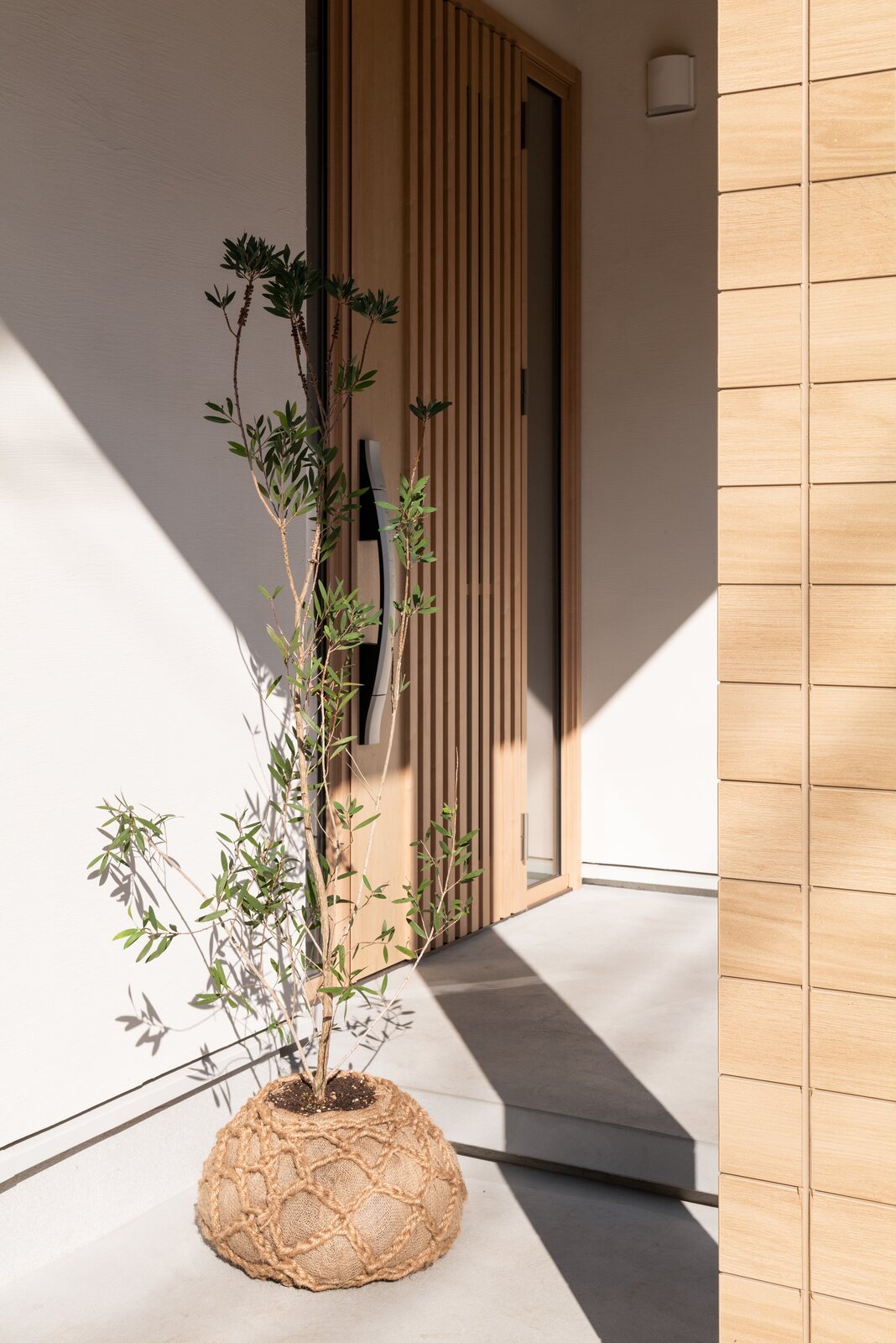 Photo 1 of 48 in Counter-Balance House by Benjamin Albertson - Dwell