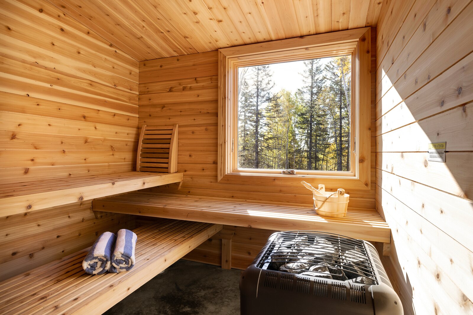 Photo 8 of 13 in Ski Hill Cabins & Saunas by Grayspace Architecture - Dwell