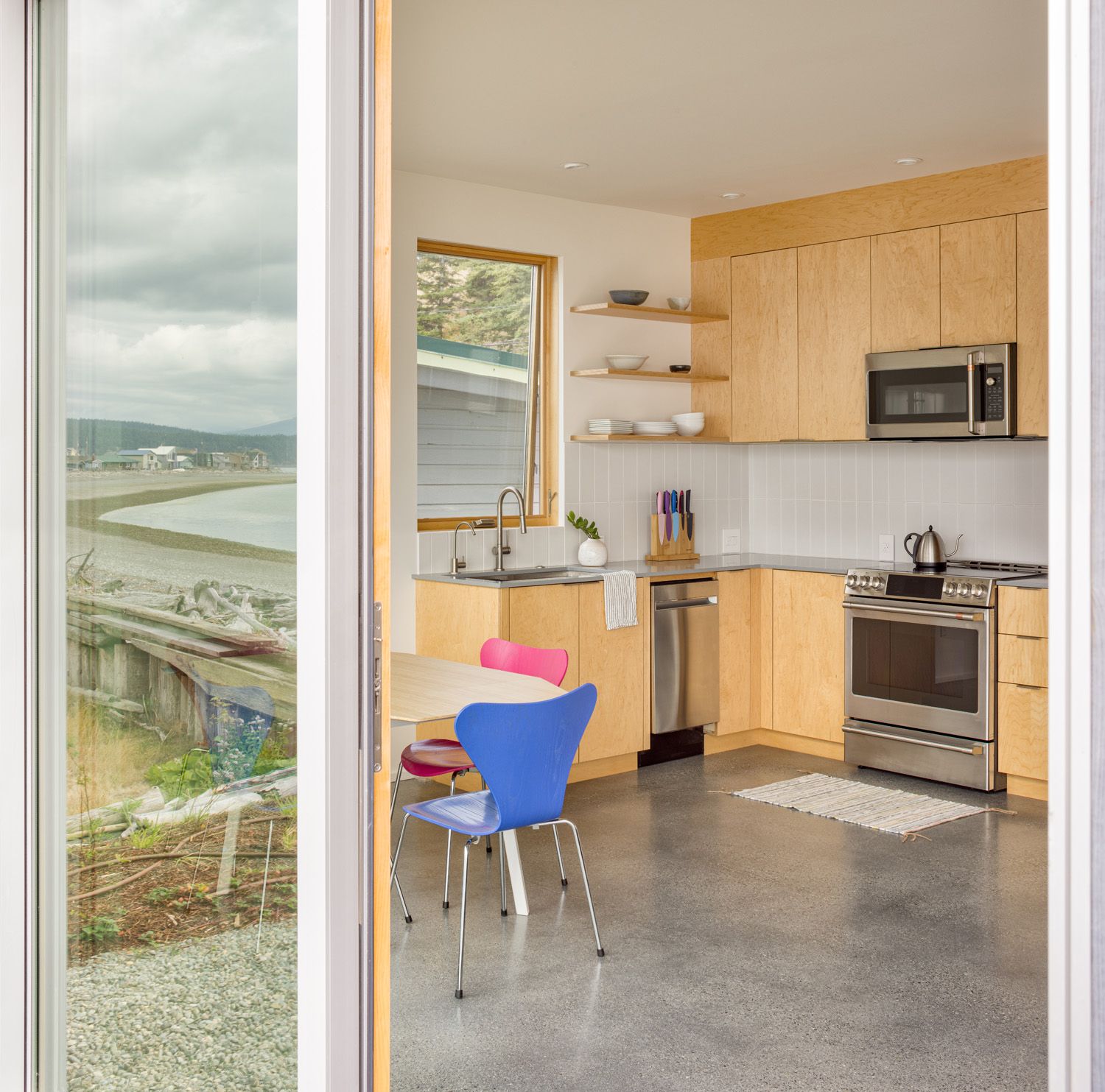 Photo 14 of 31 in The Clam House by studioSTL - Dwell