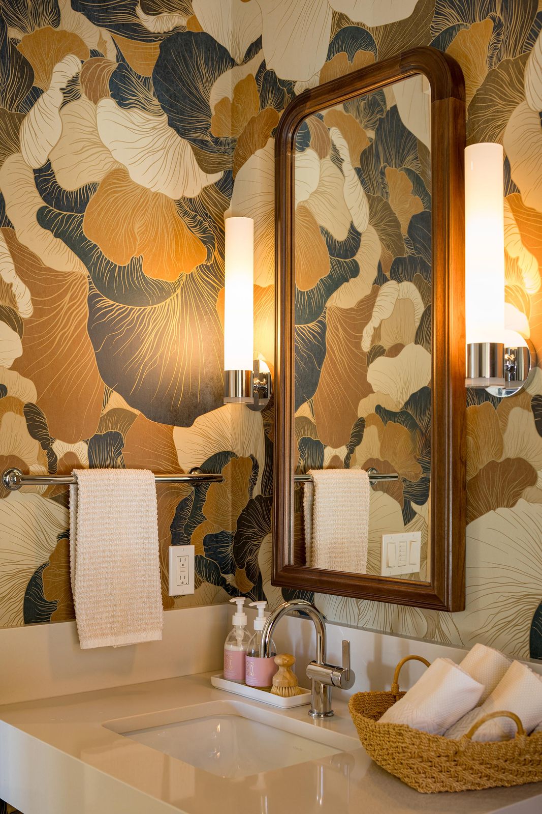 Photo 13 of 17 in Record House by studioSTL - Dwell