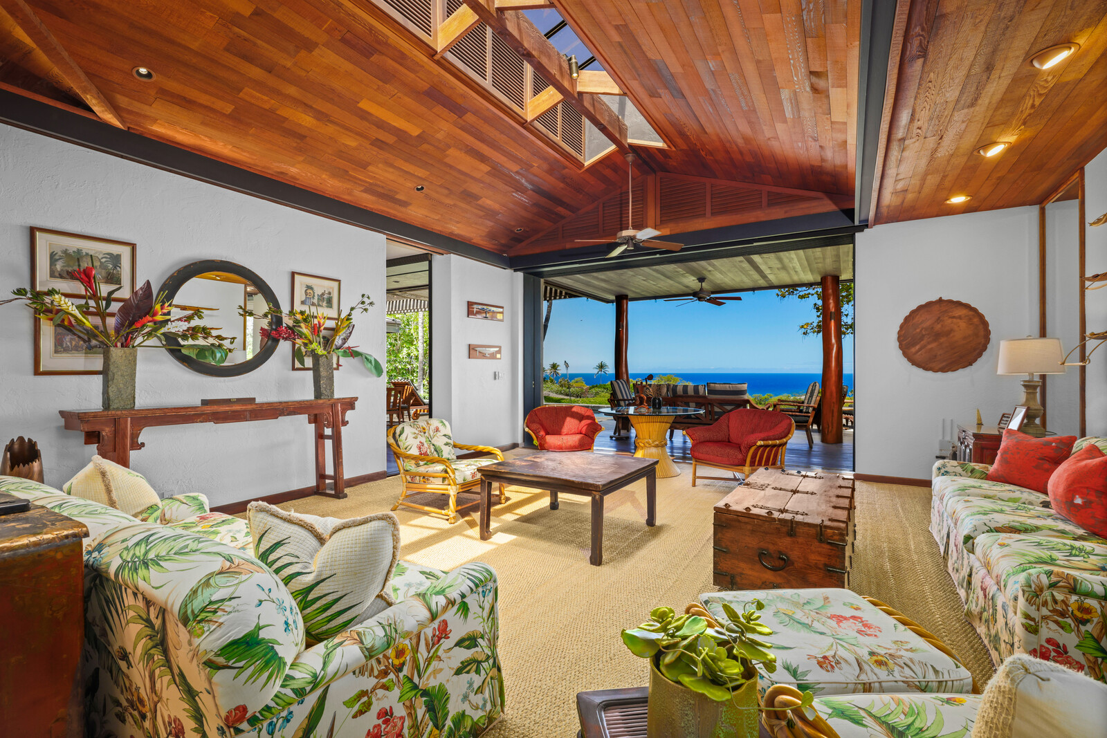 Photo 1 of 7 in Wine Lovers Can Stay at Robert Mondavi's Hawaii ...